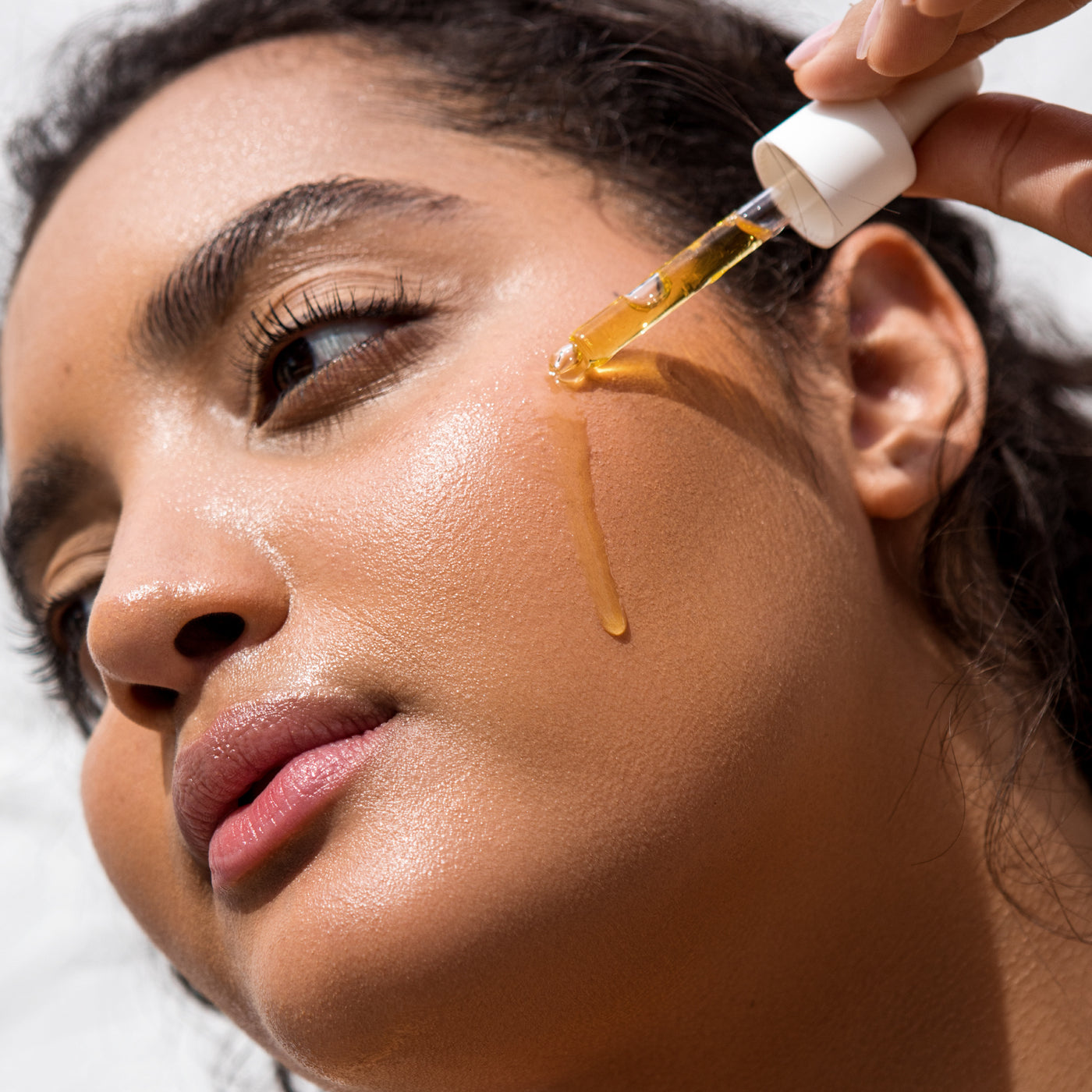 I AM Luminous Facial Oil | Hydrating Clean Beauty | Crunchi