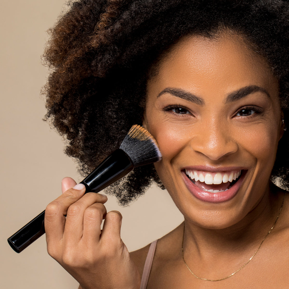 No. 1 Flat Top Brush | Clean Beauty Tool | Crunchi
